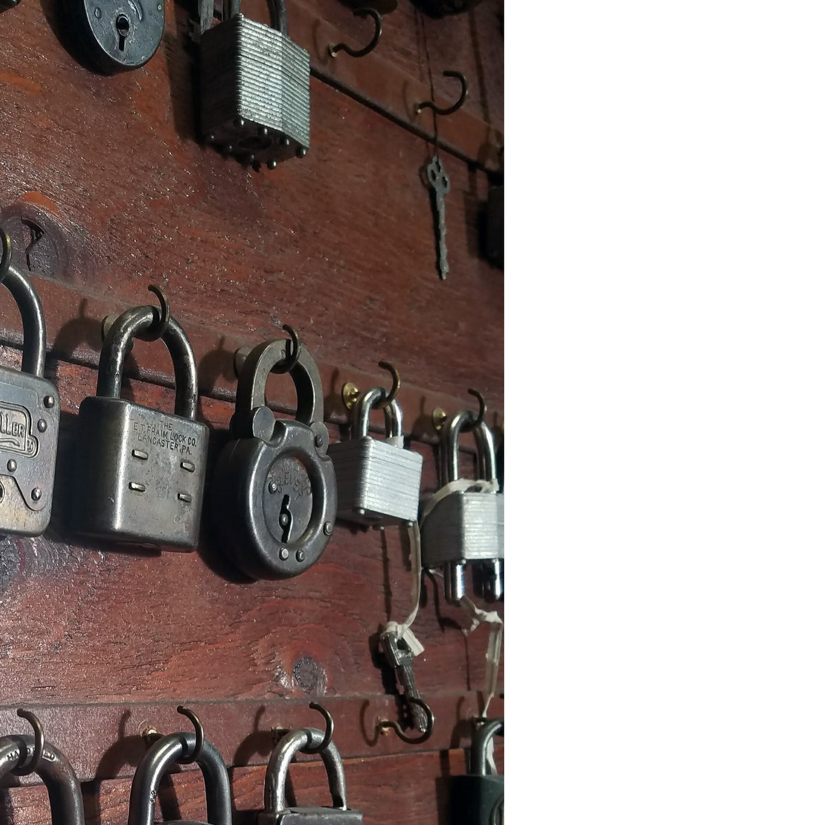 Antiques – Eagle Magic Store